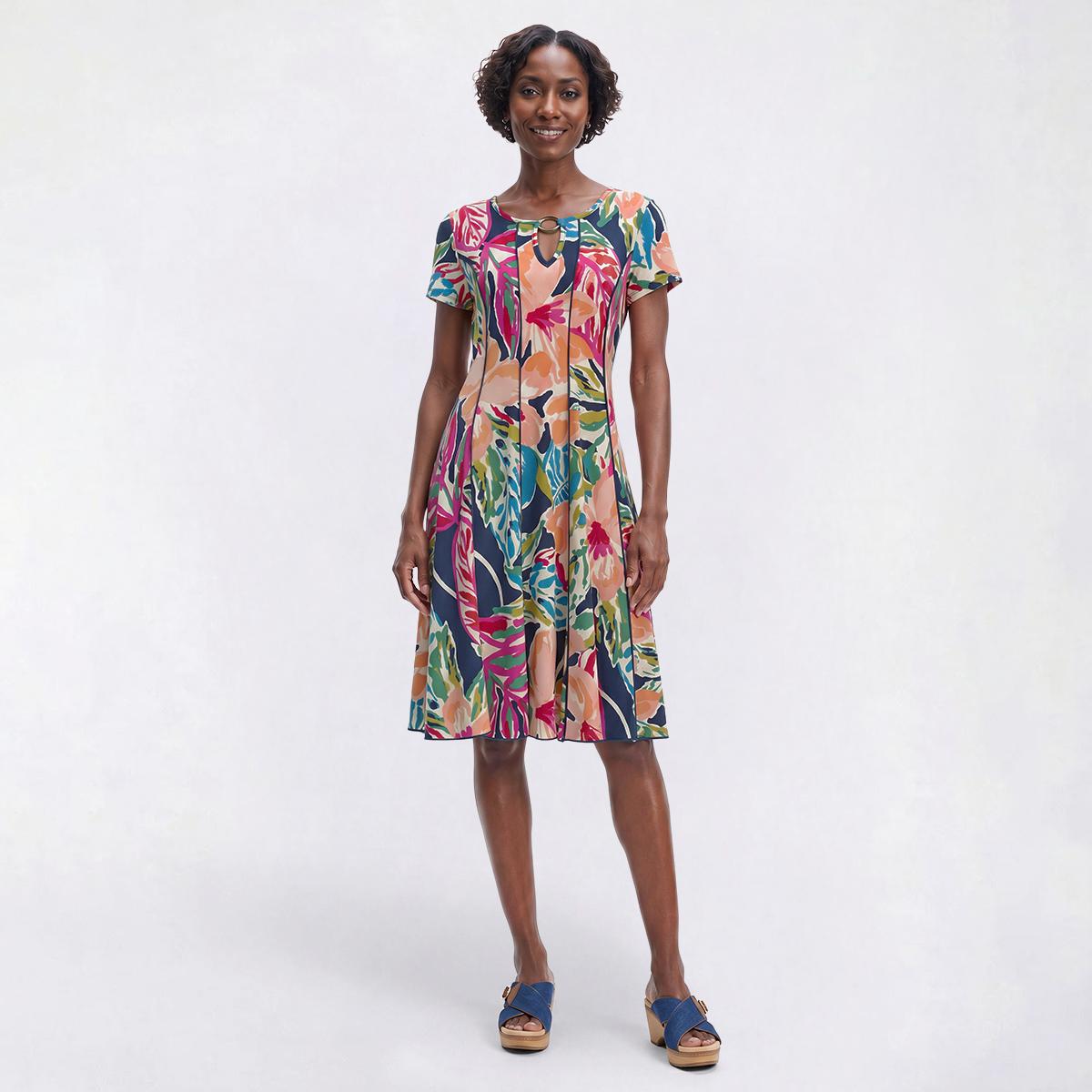 Click here for Plus Size Sami & Jo Keyhole Neck Floral Abstract A... prices
